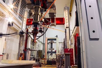 Structural Testing Laboratory - Engineering Mechanics