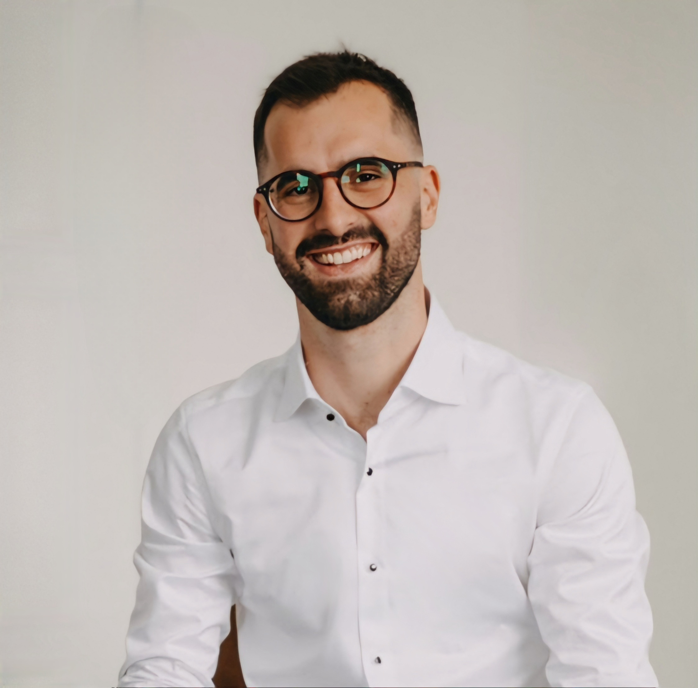 Nikola Perković - Profili djelatnika